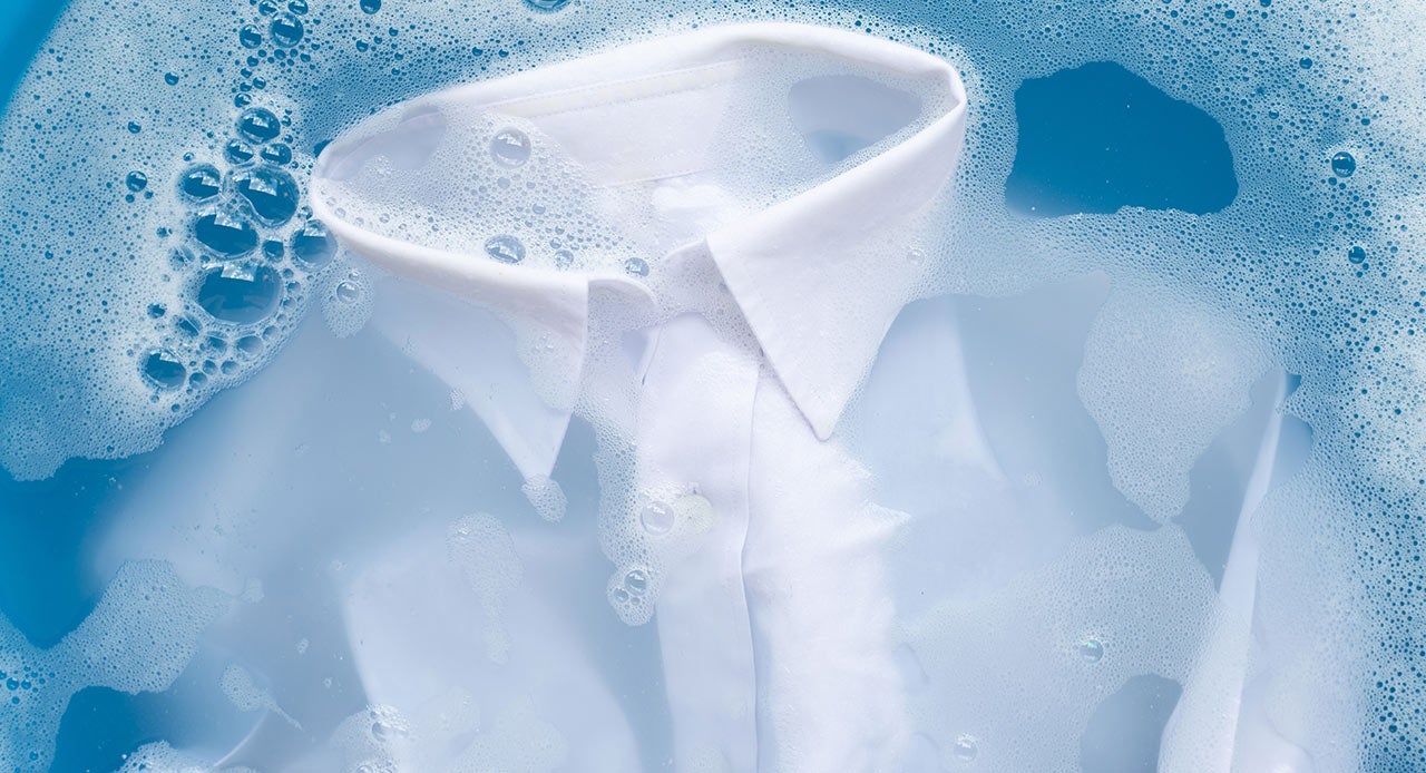 Como tirar graxa de roupa: x técnicas eficazes e seguras